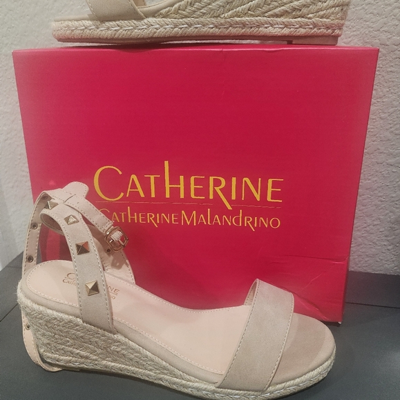 Catherine Malandrino | Shoes | Catherine Malandrino Wedge Sandals ...